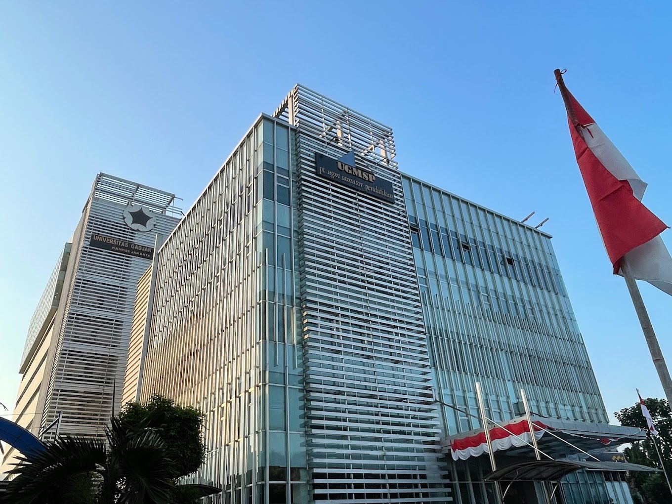 10 Universitas dengan Jurusan MBA di Indonesia Terfavorit - Blog Share